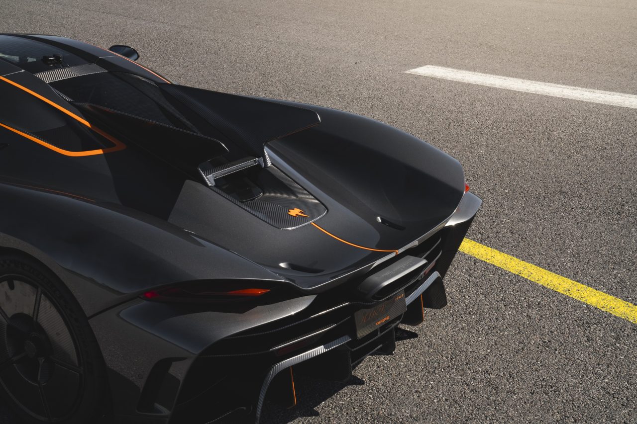 Koenigsegg Breaks Four Speed Records With Jesko Absolut - Headlight.news