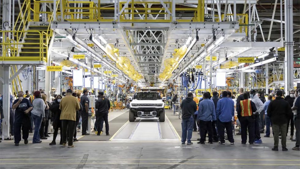 GM Permanently Laying Off Over 1,100 at Detroit EV Plant - Headlight.news